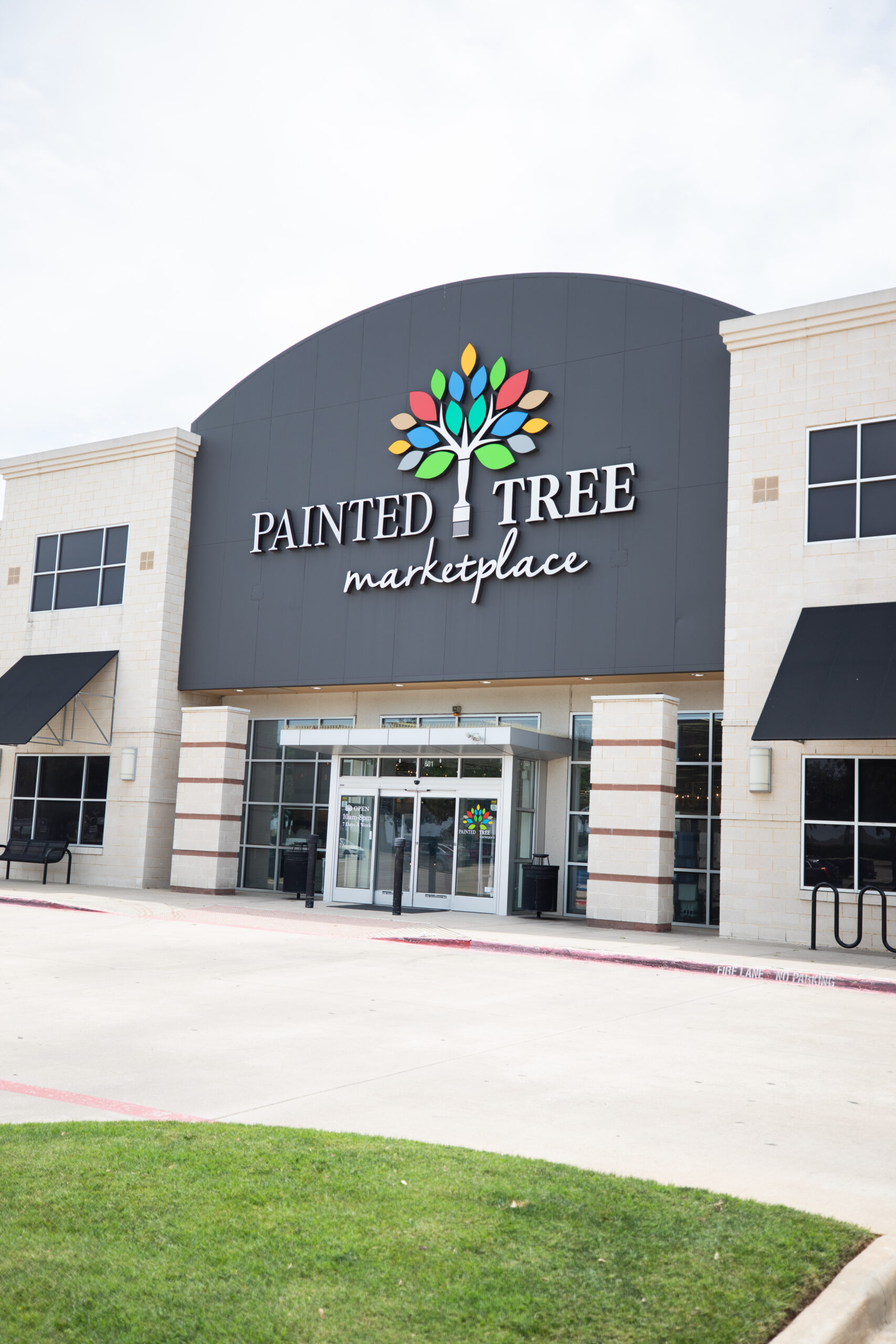Store Locator - Painted Tree