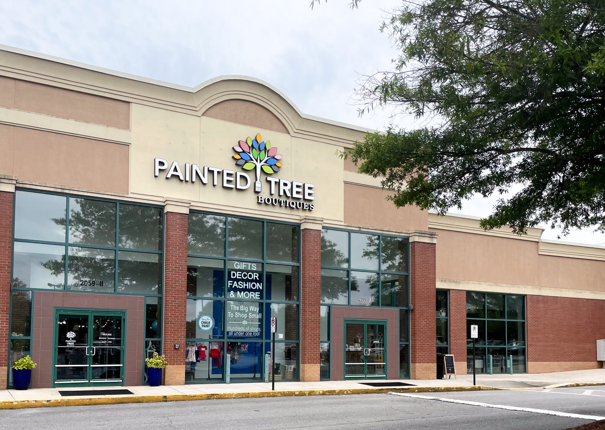 Store Locator - Painted Tree