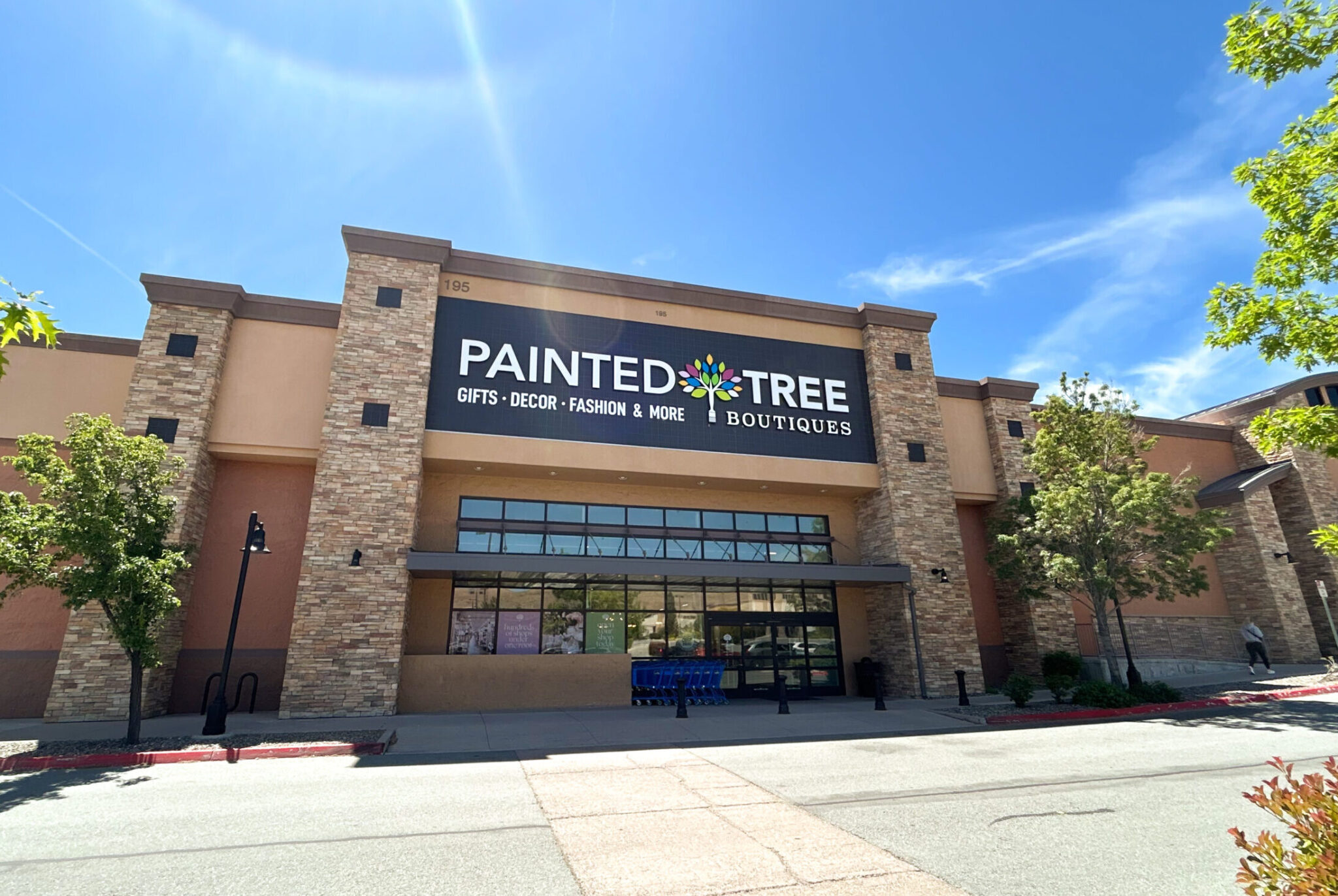 Store Locator - Painted Tree