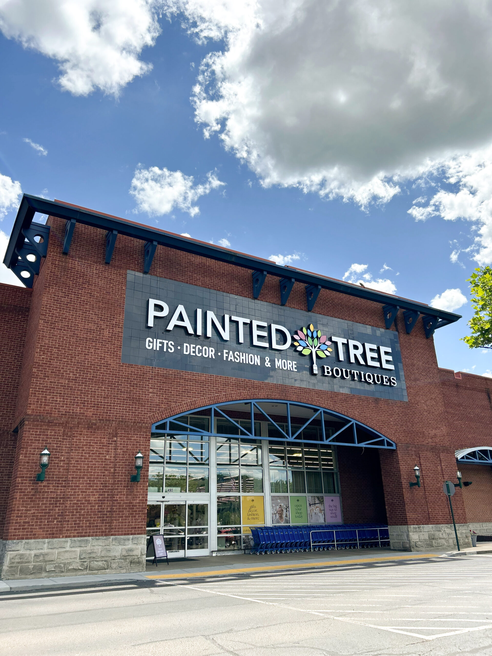 Store Locator - Painted Tree
