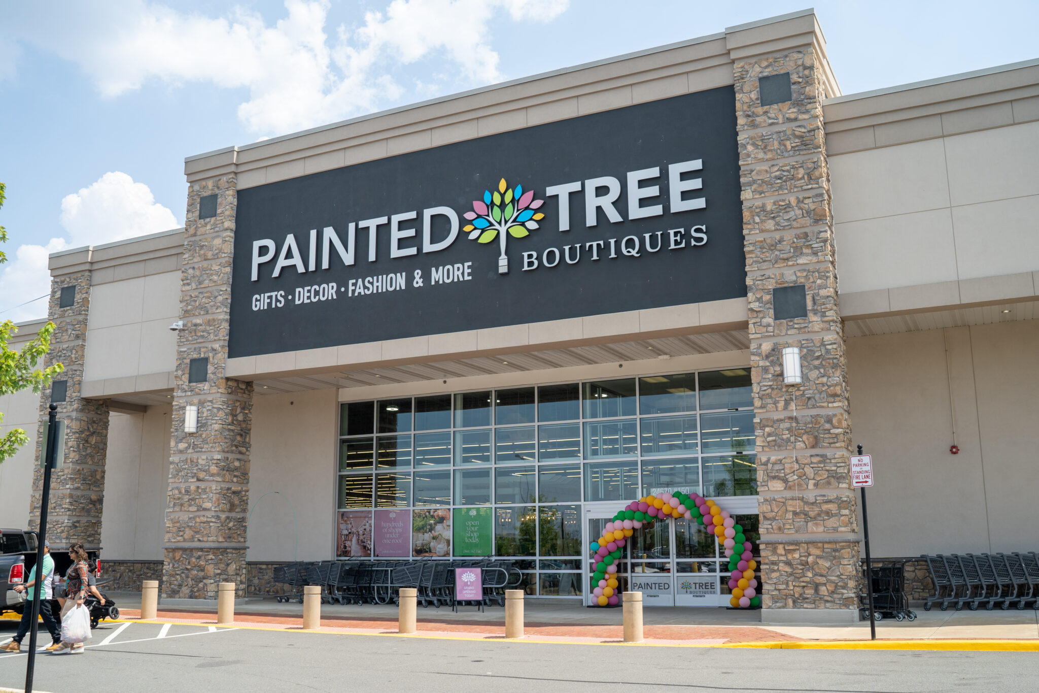 Store Locator - Painted Tree