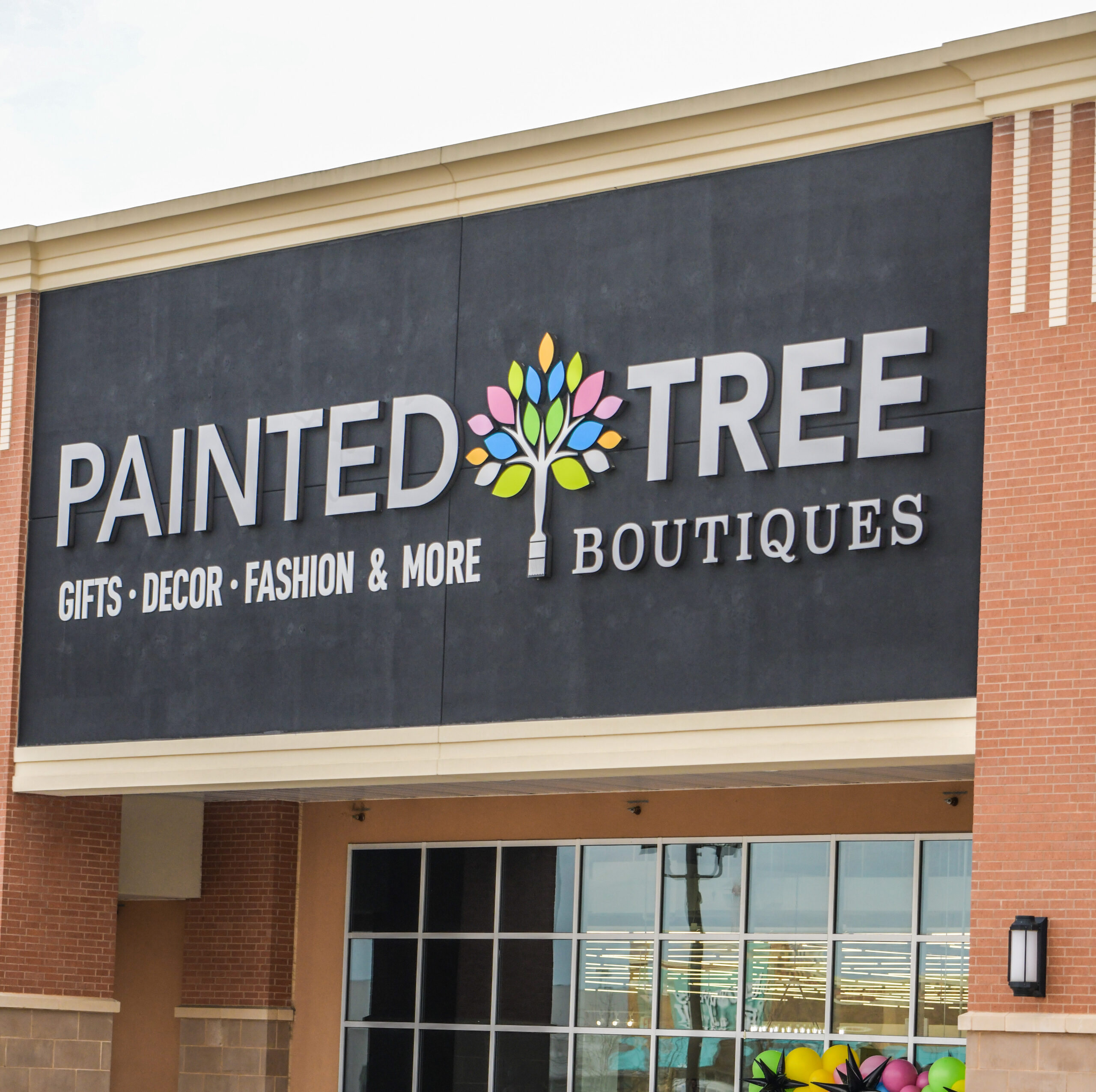 Store Locator - Painted Tree