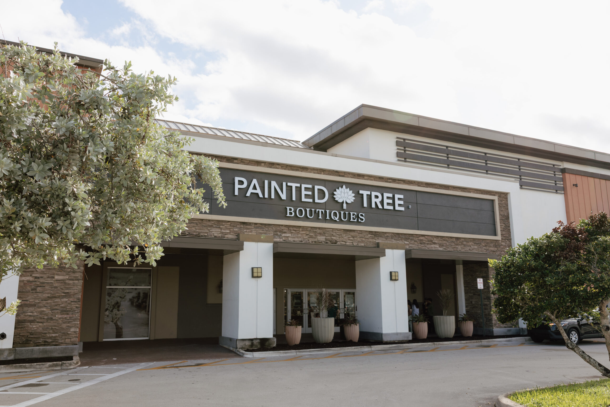 Store Locator - Painted Tree